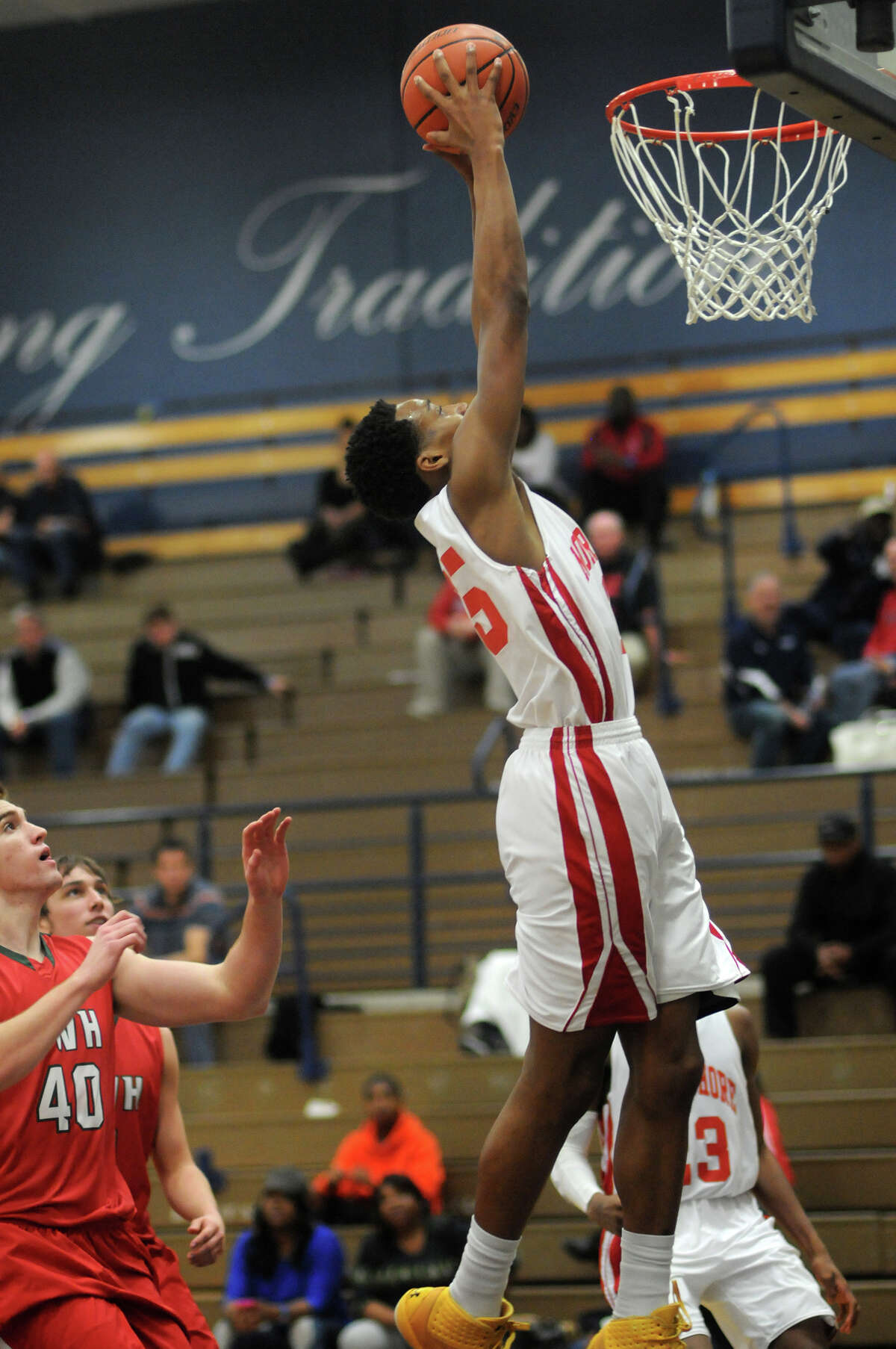 North Shore beats The Woodlands 66-40 in Holiday Classic title game
