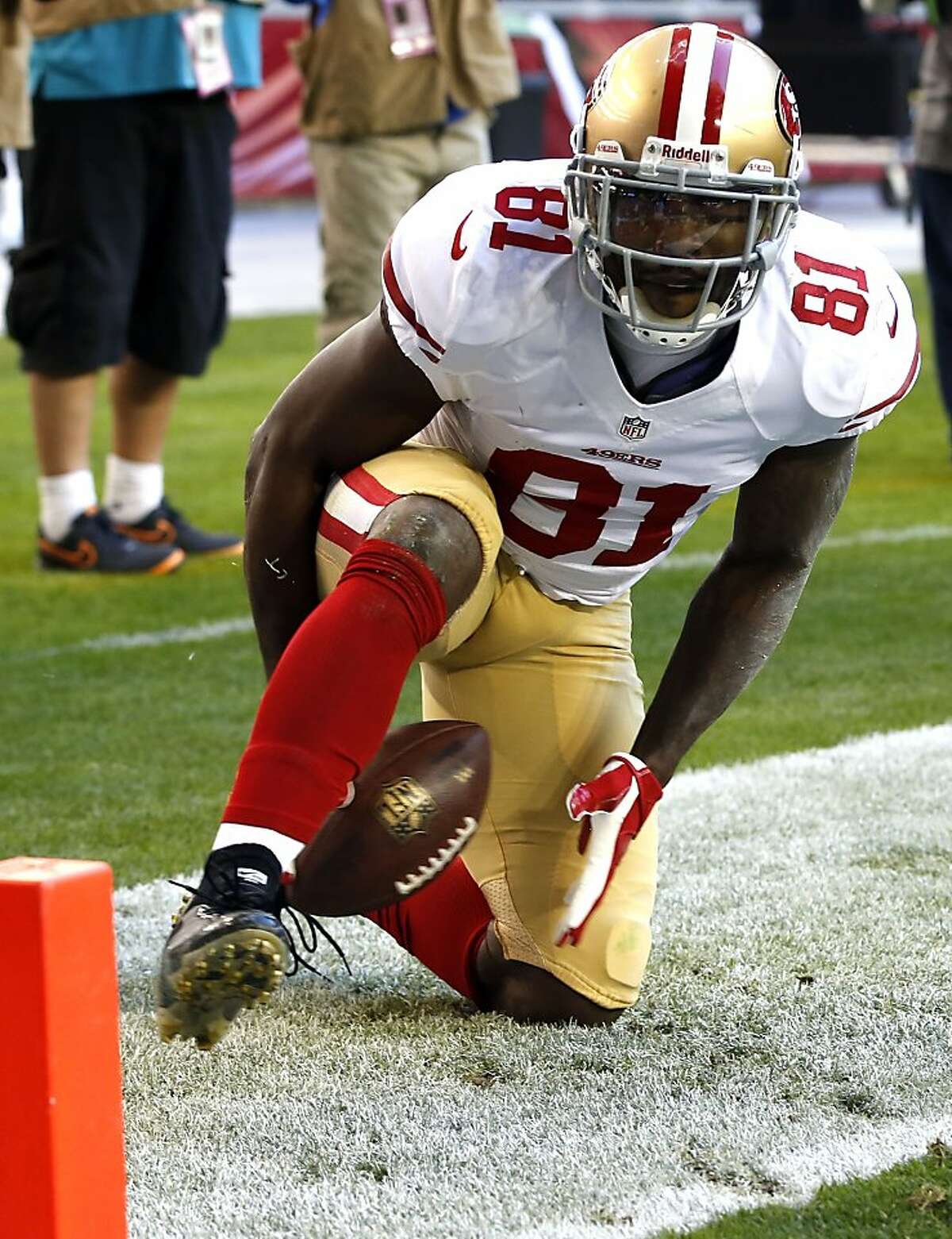 49ers win finale, to face Packers in playoffs