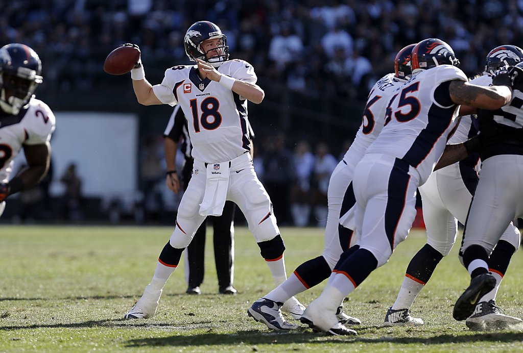 Records broken, on to playoffs for Manning