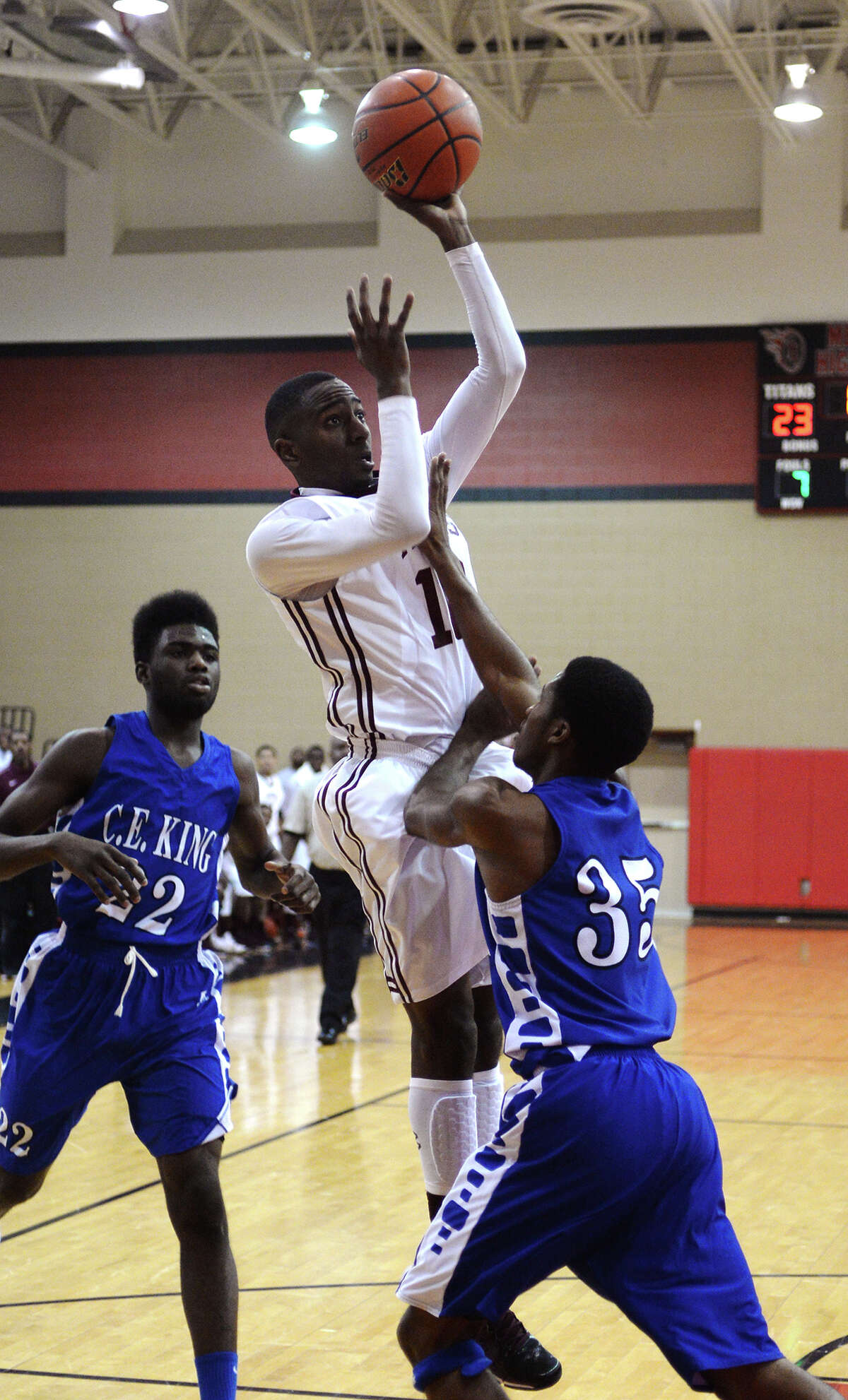 Silsbee's Chris Elam is a true leader