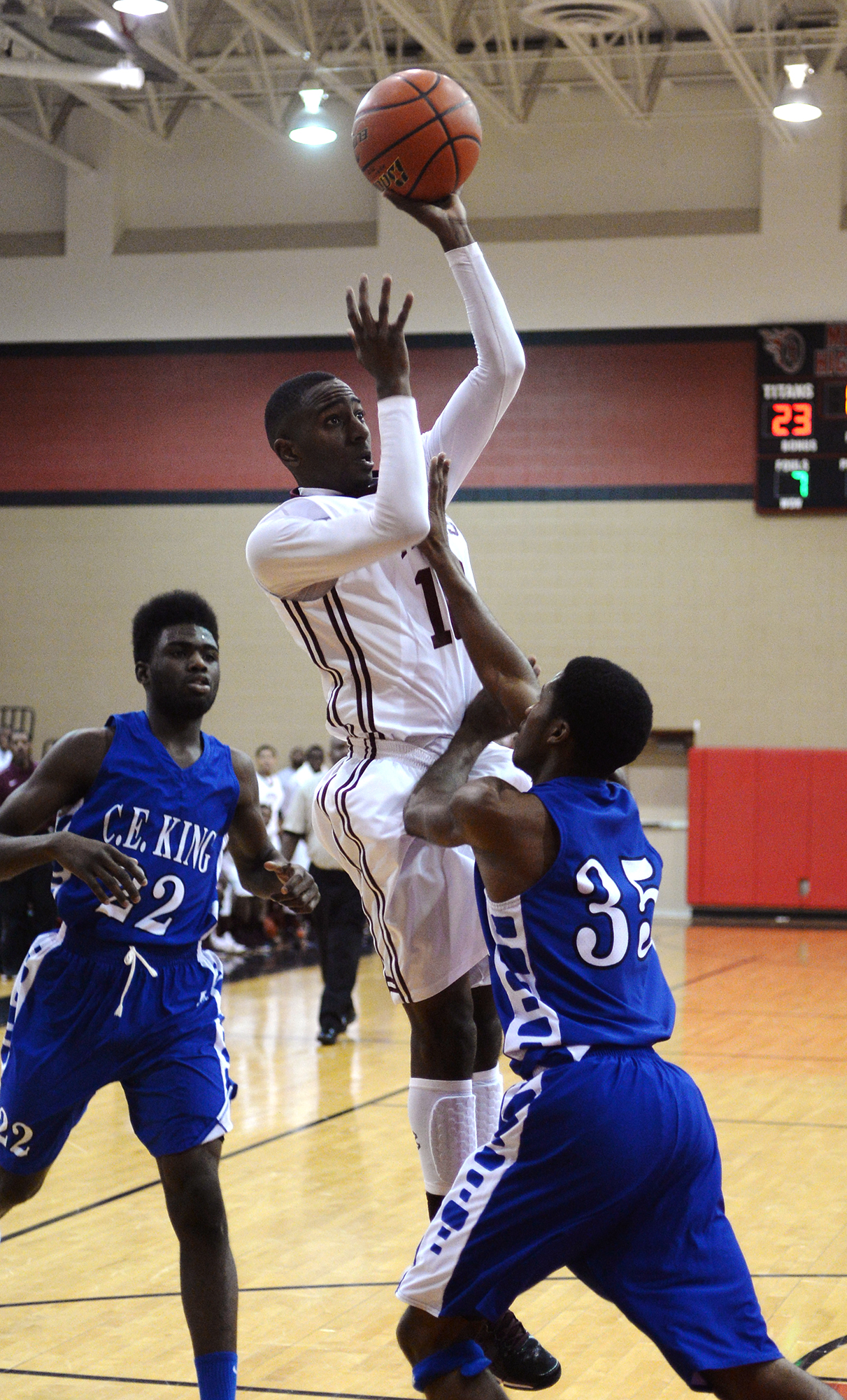 Silsbee's Chris Elam is a true leader