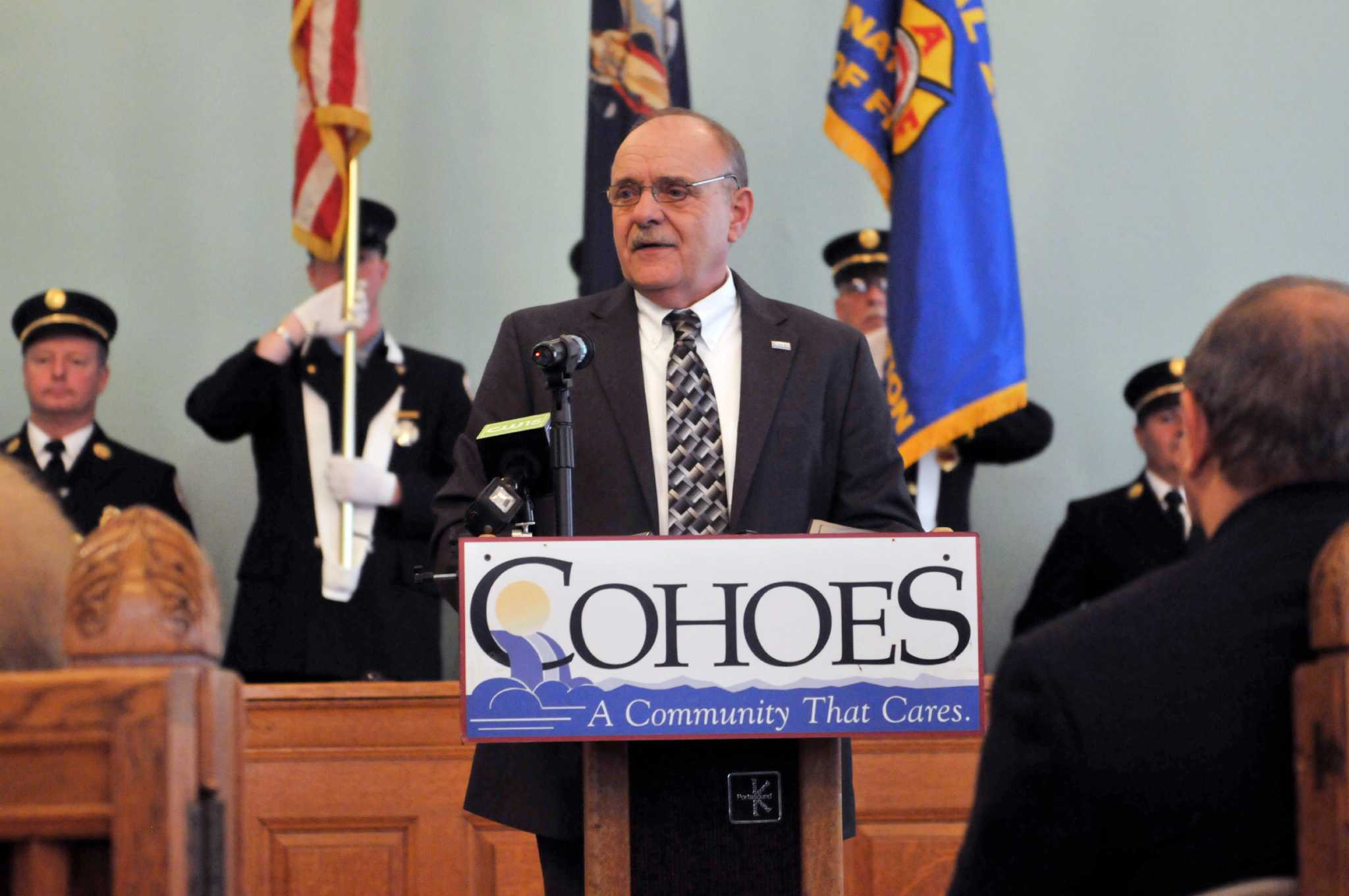 Primeau drops 'acting' from title as city's mayor