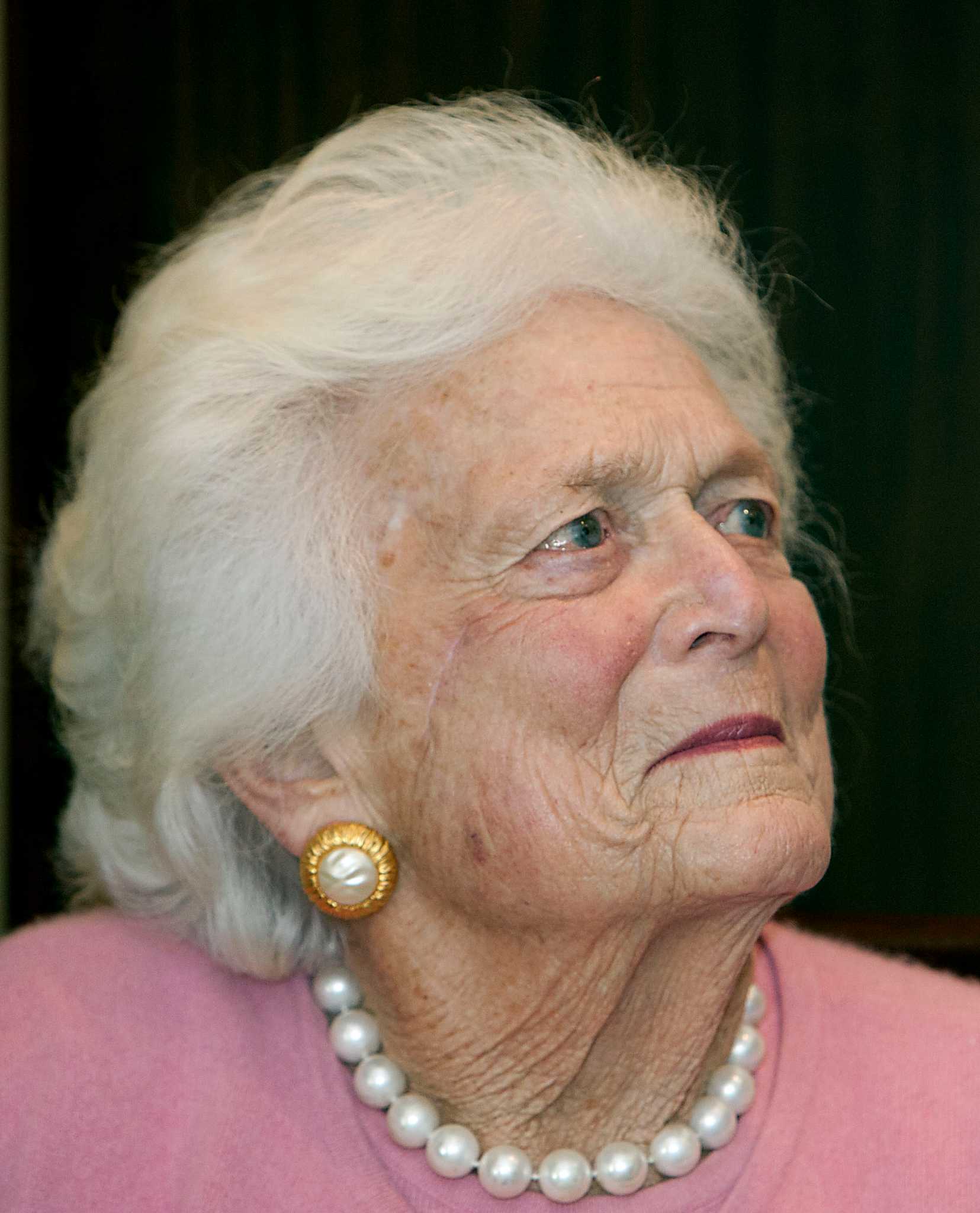 Barbara Bush spends New Year's in the hospital