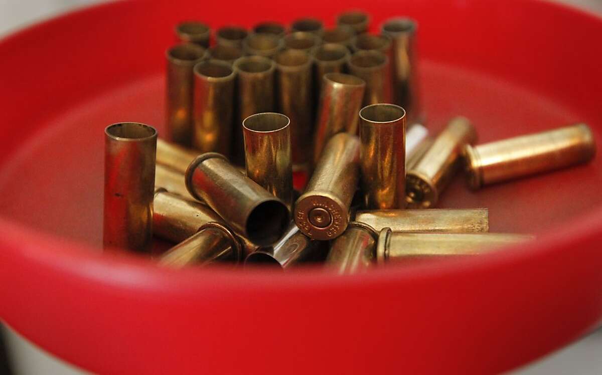 Liberals find comfort level in 'NPR of gun clubs'