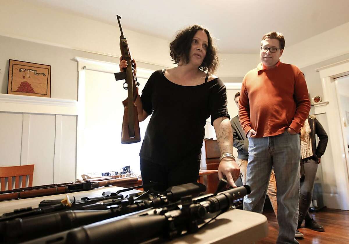 Liberals find comfort level in 'NPR of gun clubs'