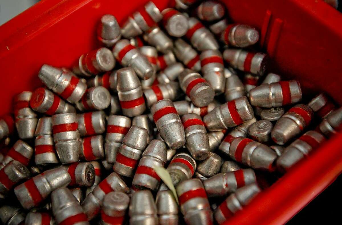 Liberals find comfort level in 'NPR of gun clubs'