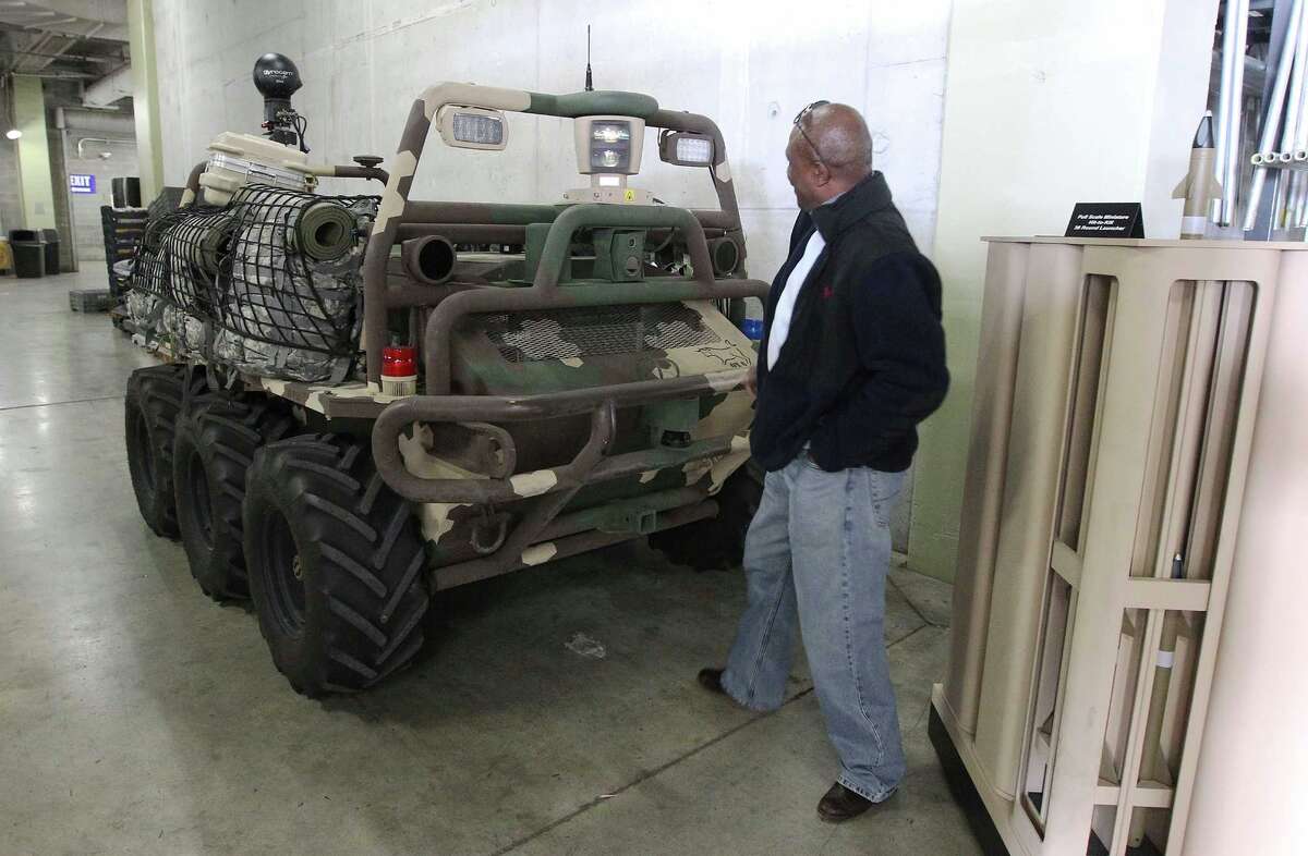 Fortified tactical vehicle offered to replace military Humvee