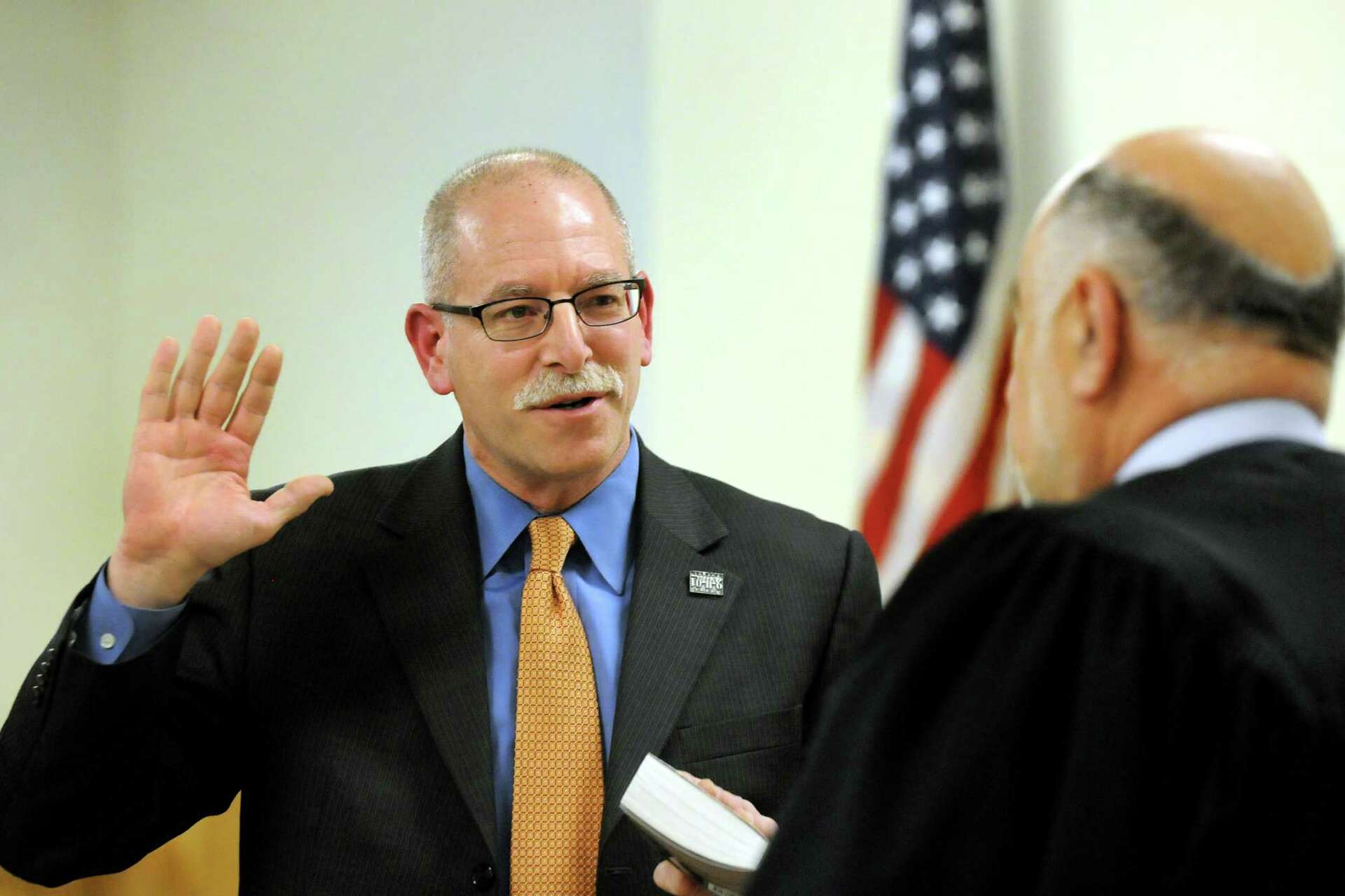 Colonie justice bars attorney from filing papers in town court