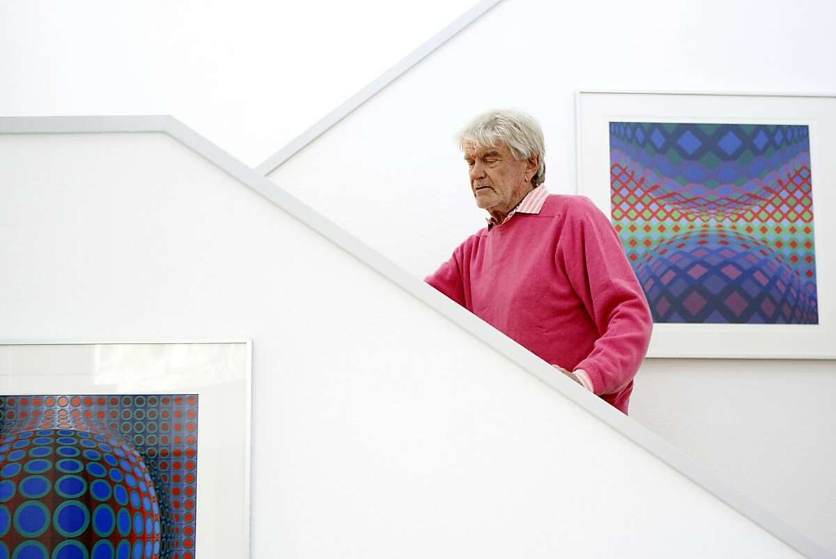 Hartmut Esslinger and Apple design