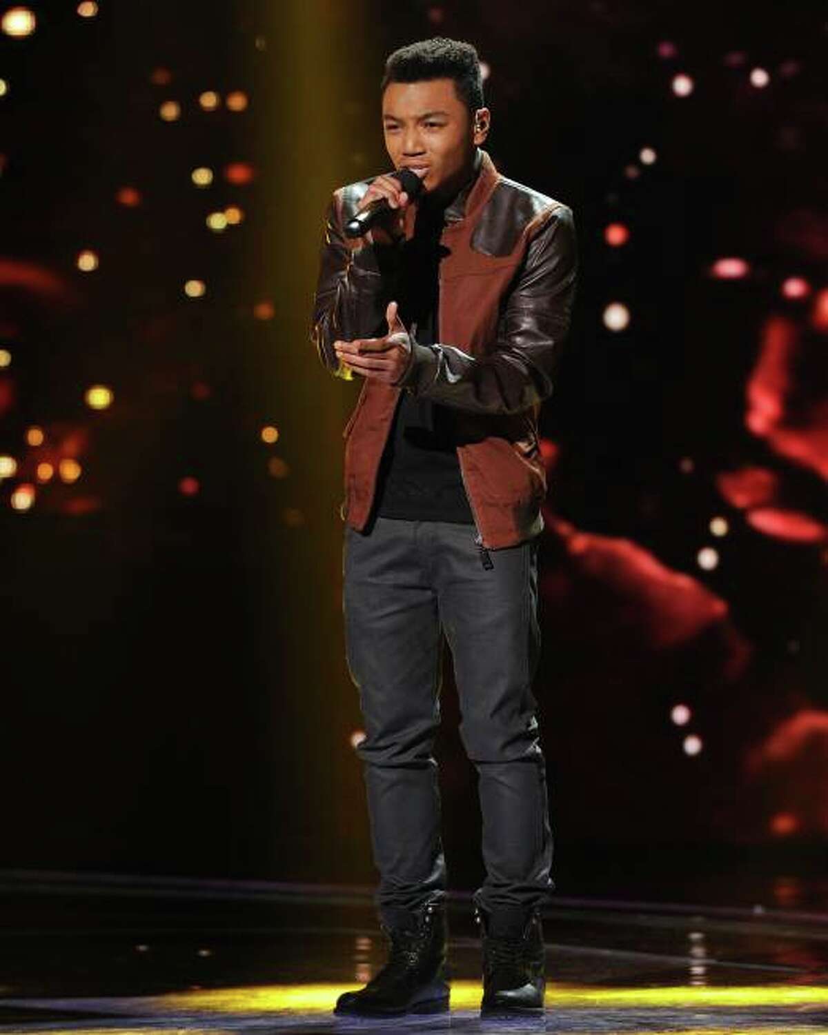 Houston's Josh Levi signs with pop group Citizen Four