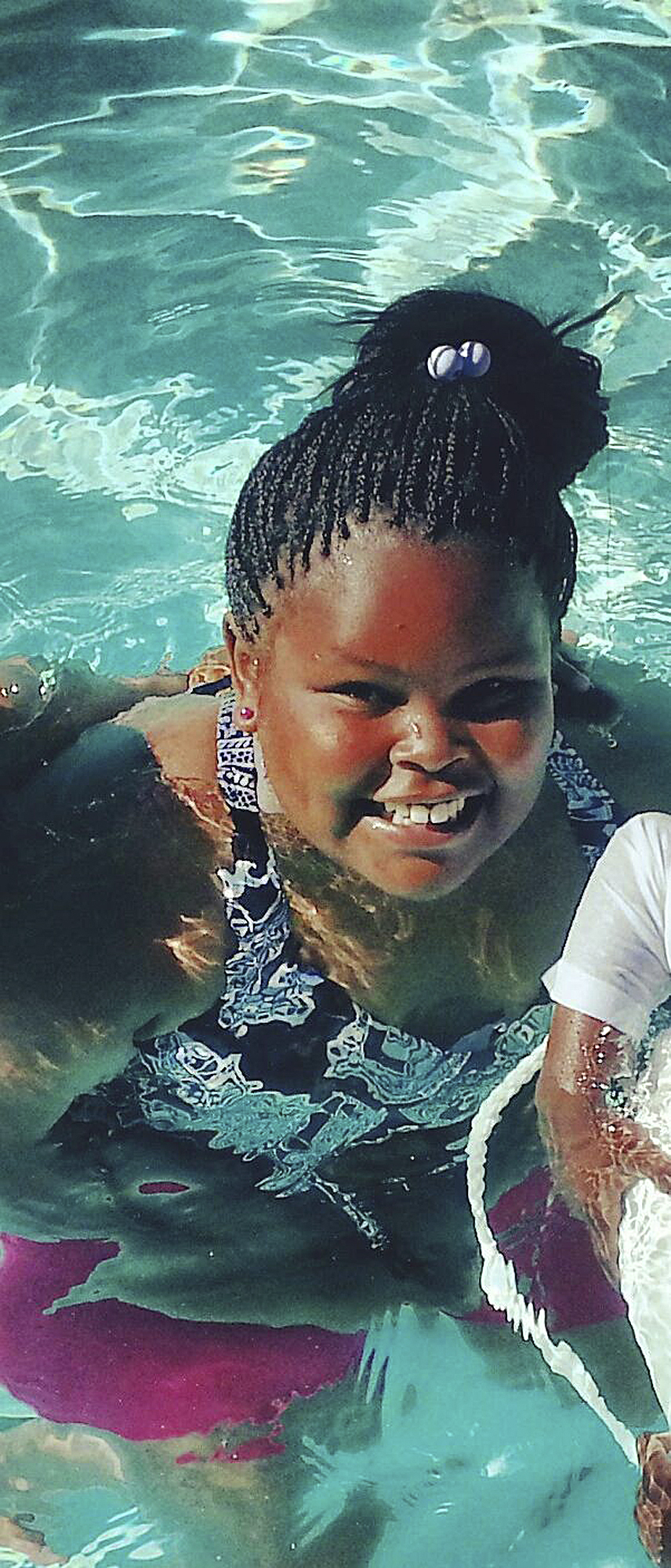 Family says brain-dead Jahi McMath showing signs of life