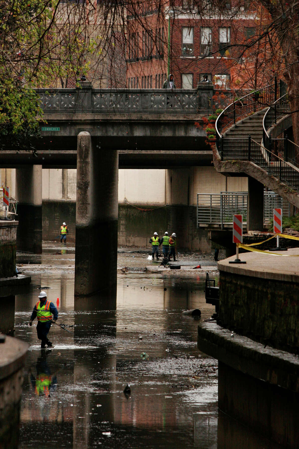 San Antonio River draining to be delayed