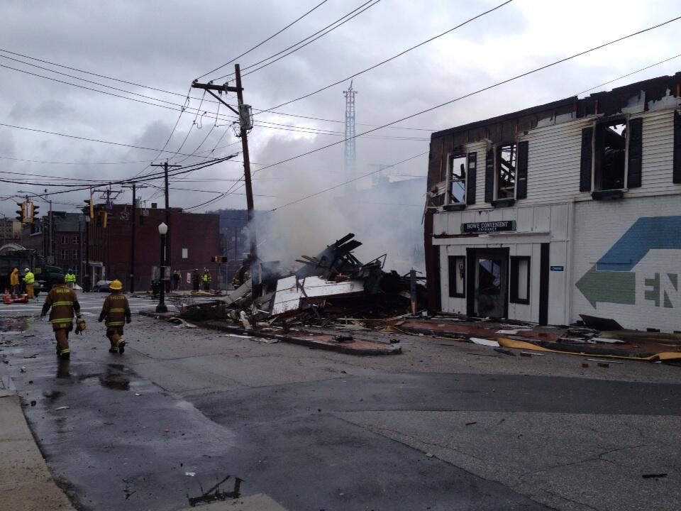 Fire causes chaos in downtown Shelton