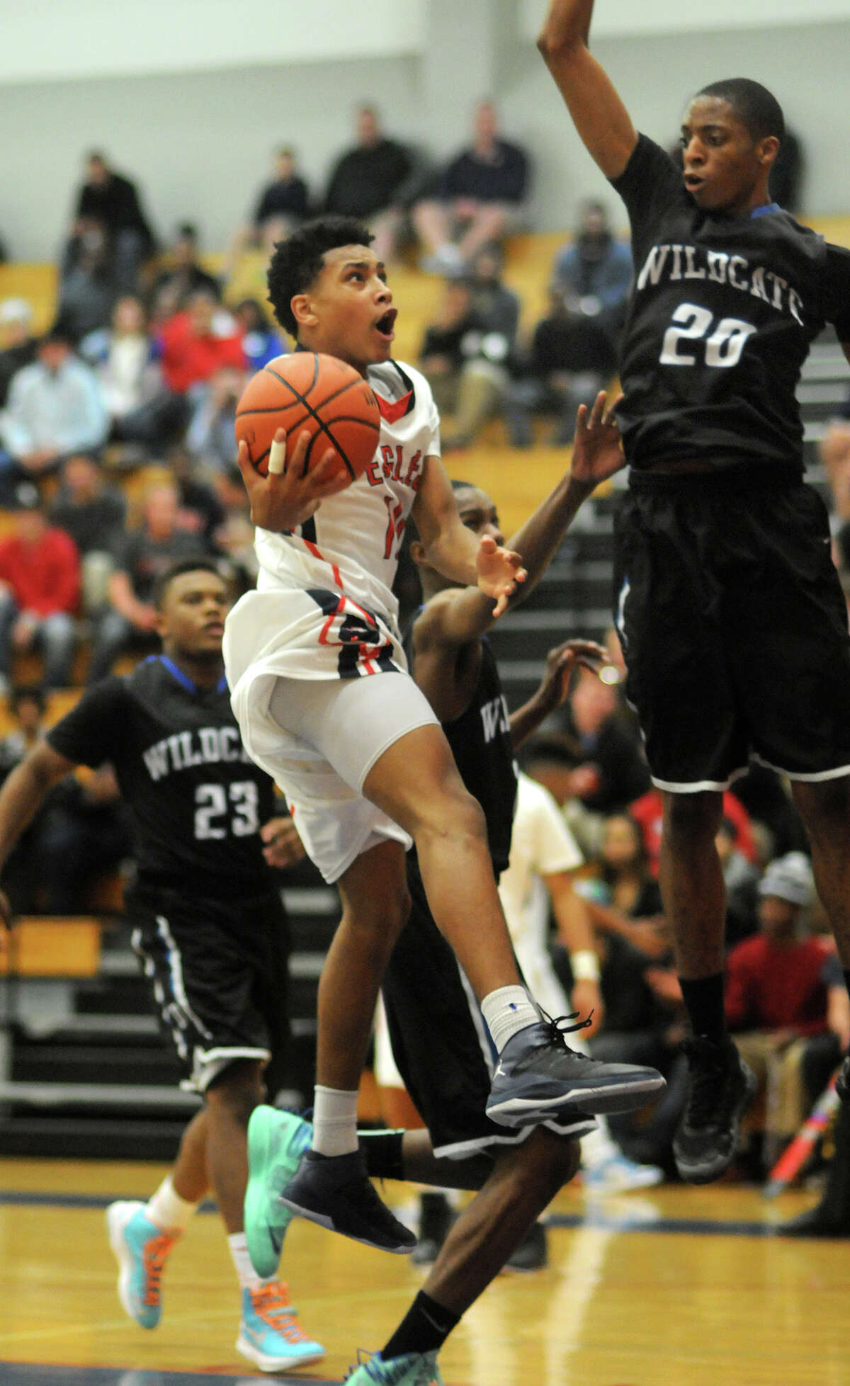 Atascocita's defensive savvy pays off against Dekaney