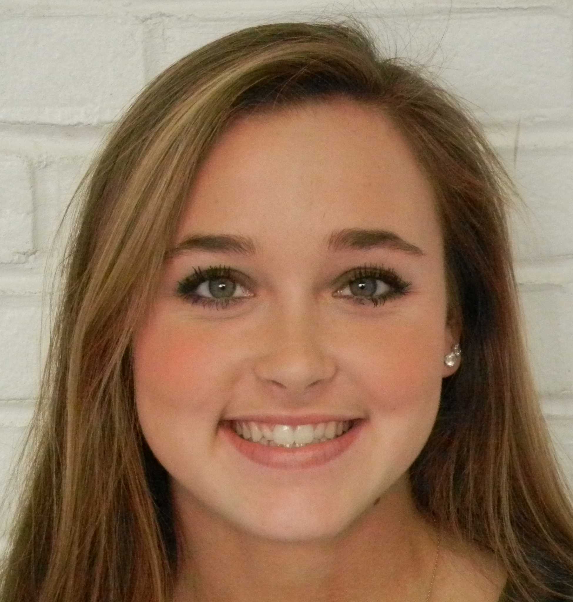 Female Athlete of The Week: Perry Kindel, Ludlowe gymnastics