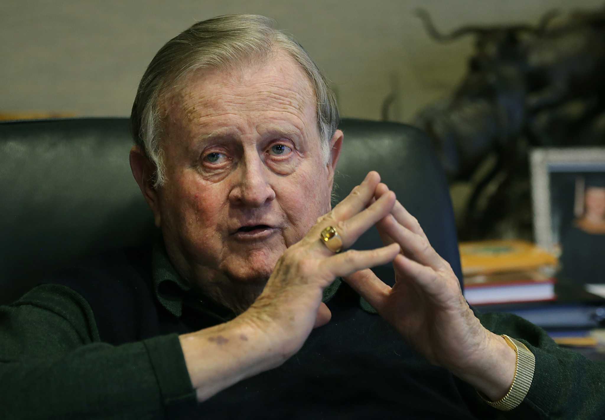 McCombs apologizes for Strong comments