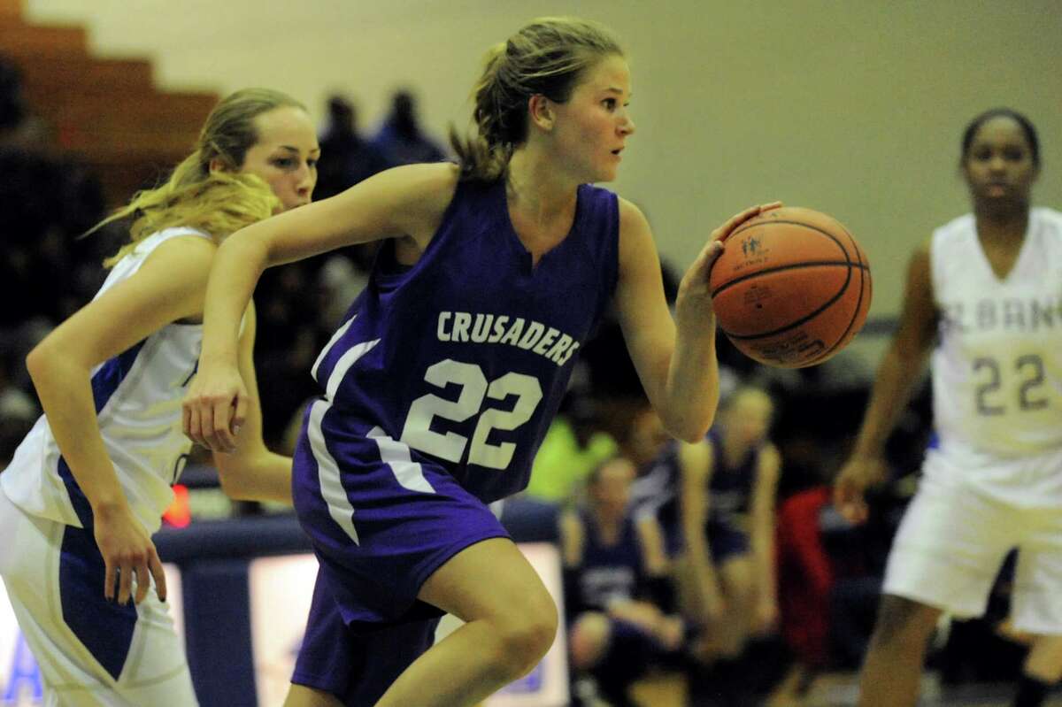 Albany press overwhelms Catholic Central