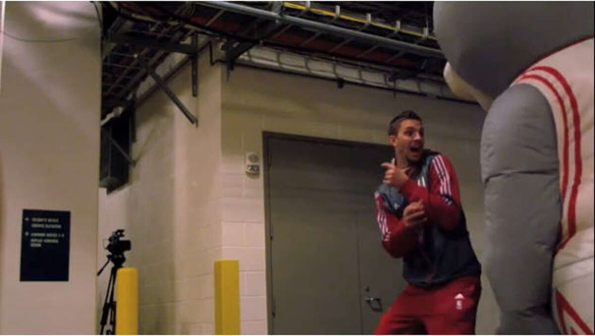 Clutch blindsides Rockets stars in hilarious prank caught on video