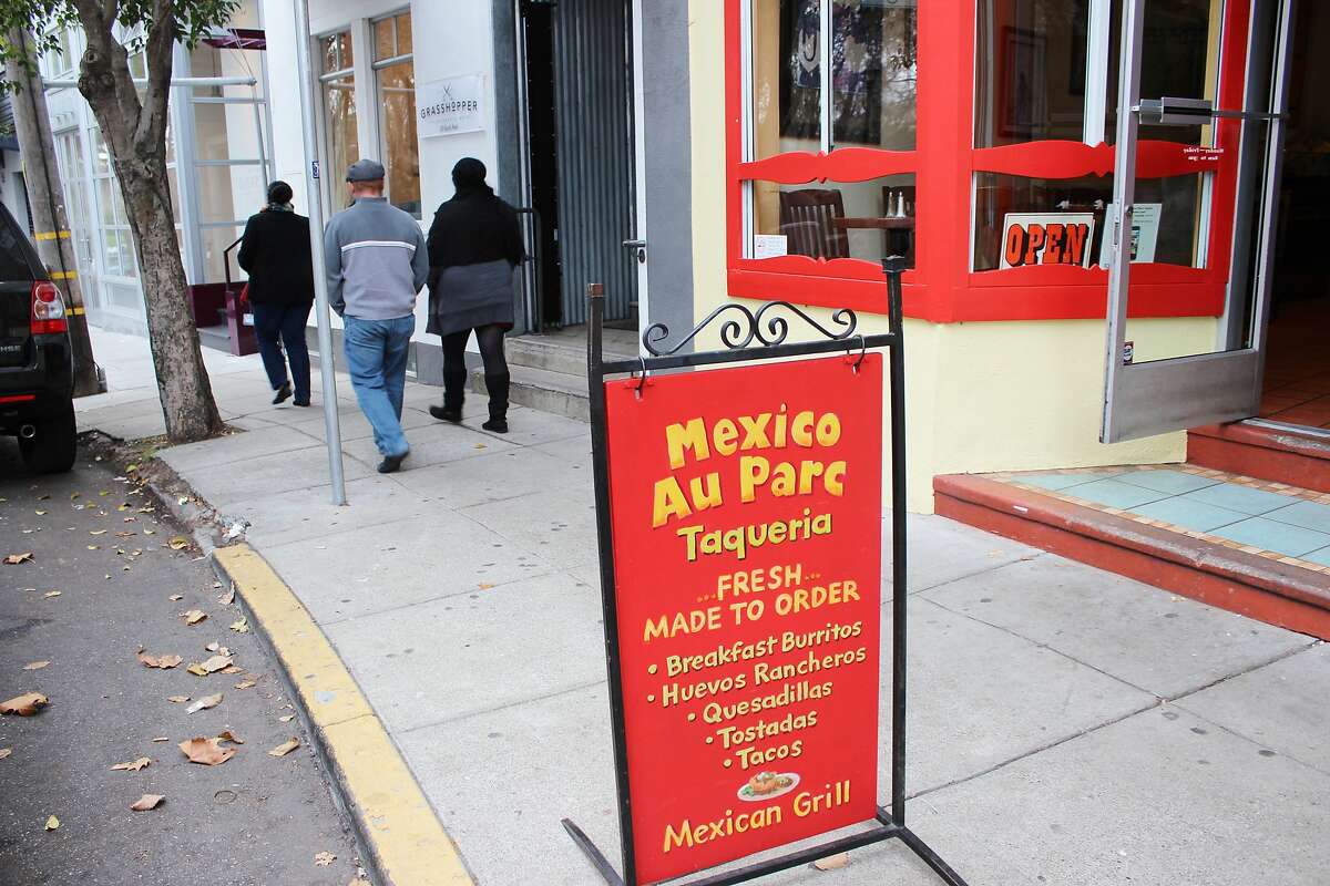 South Park, S.F.: Open space, cafes and lots of history