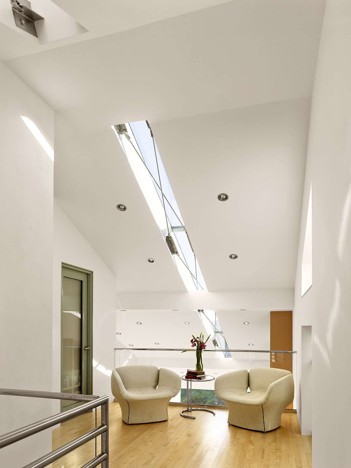 Muir Beach home goes from funky 'hippie' to angular modern