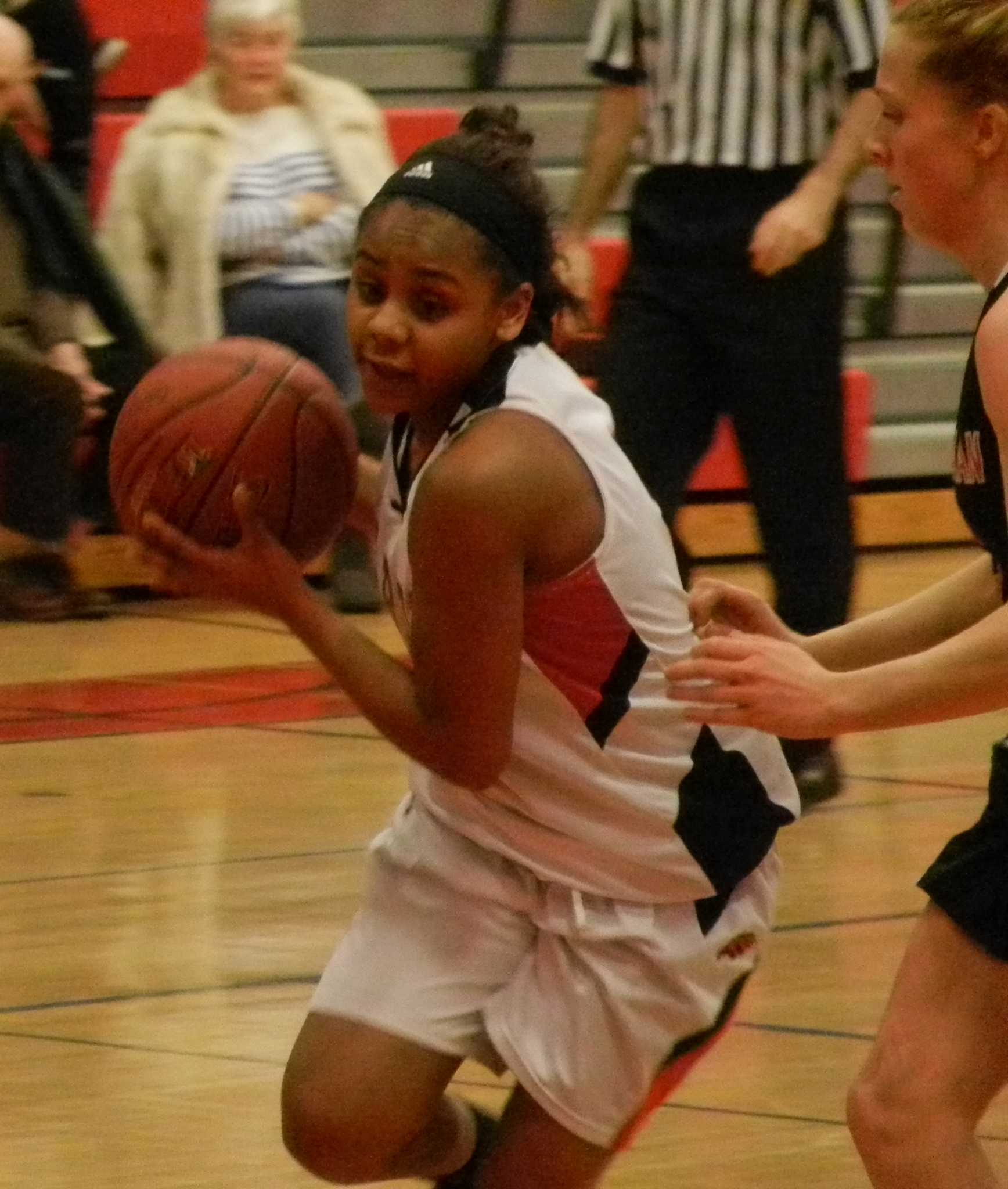 Warde has too much for New Canaan girls