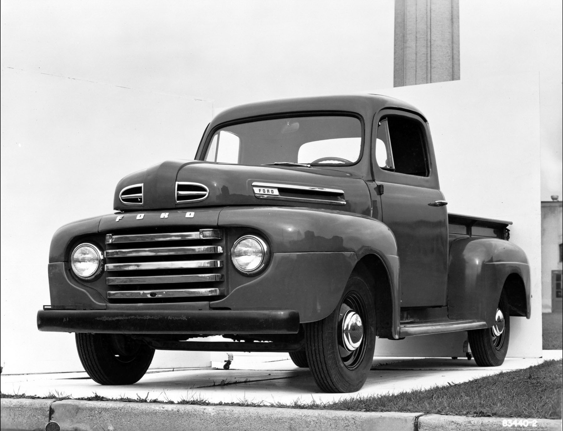 AP PHOTOS: Ford's F-150 pickup truck, then and now