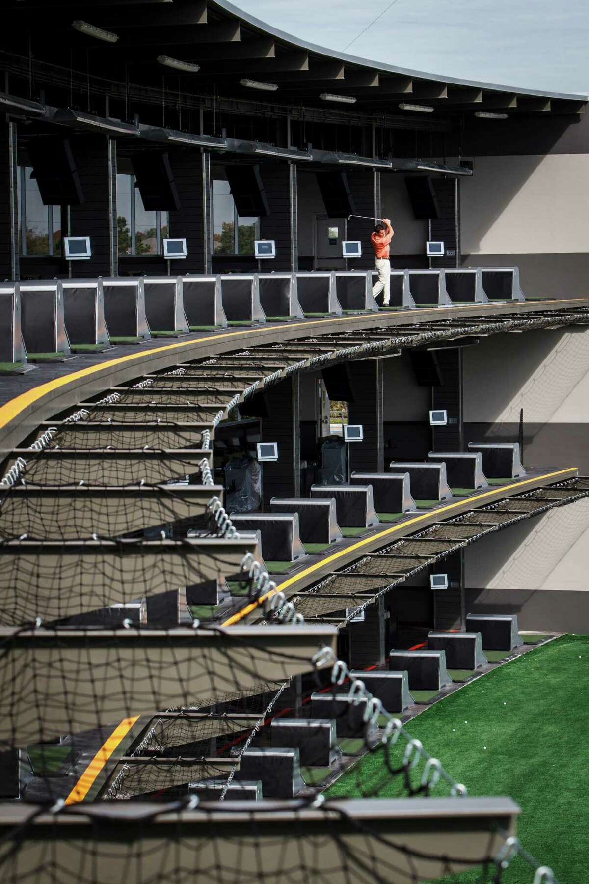 TopGolf construction on pace to open early 2015 in San Antonio