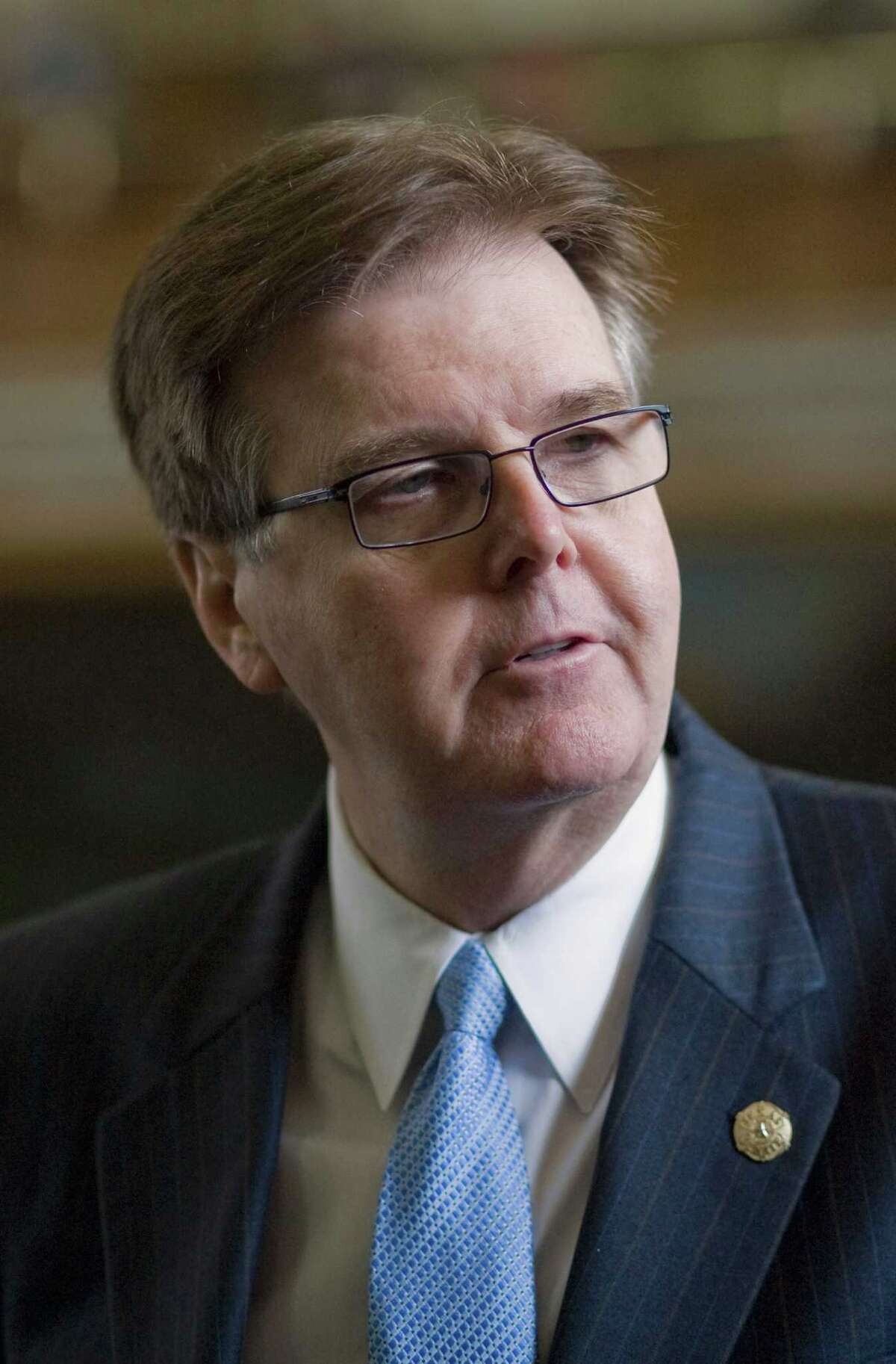 Dewhurst and Patrick to debate behind closed doors in Houston