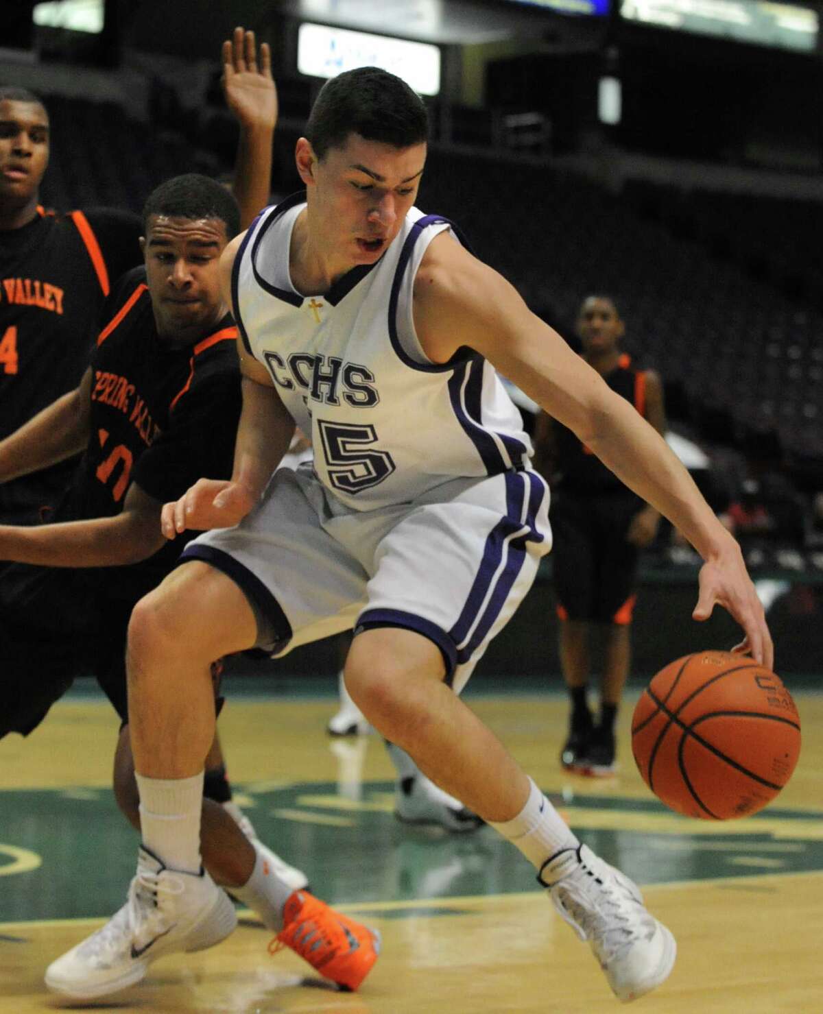 Miller's big finish boosts CCHS