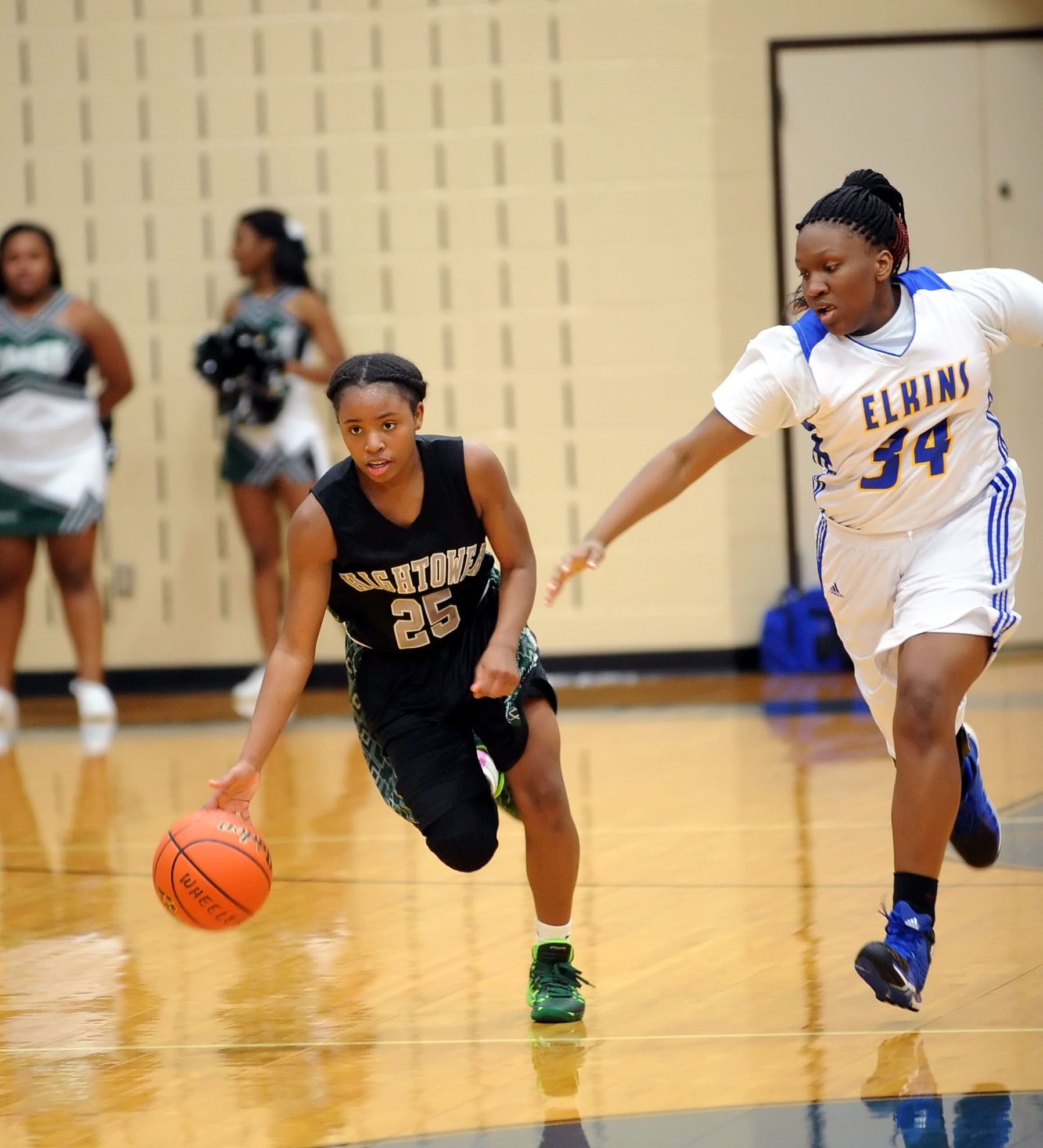 Basketball: Hightower builds confidence, wins