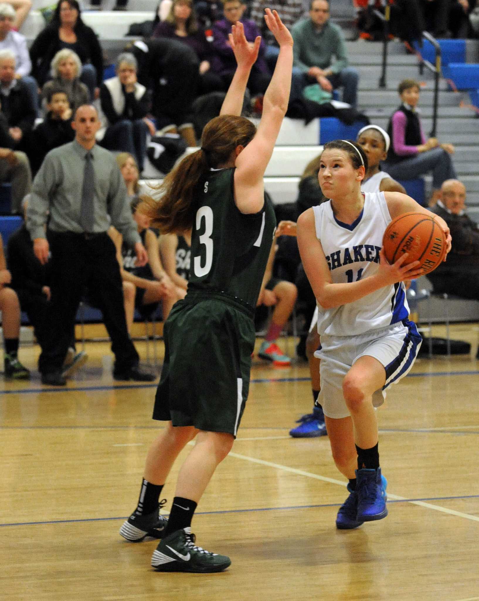 Girls' basketball: Shaker coach beats alma mater Shen