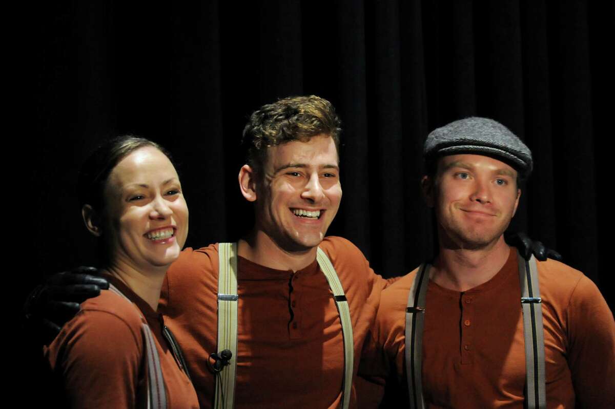 Puppeteers show off 'War Horse' at Proctors