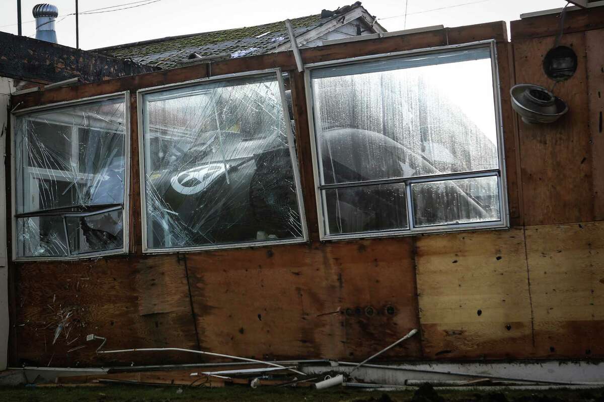 Paul Allen sues after $2.5 million tank purchase blows up