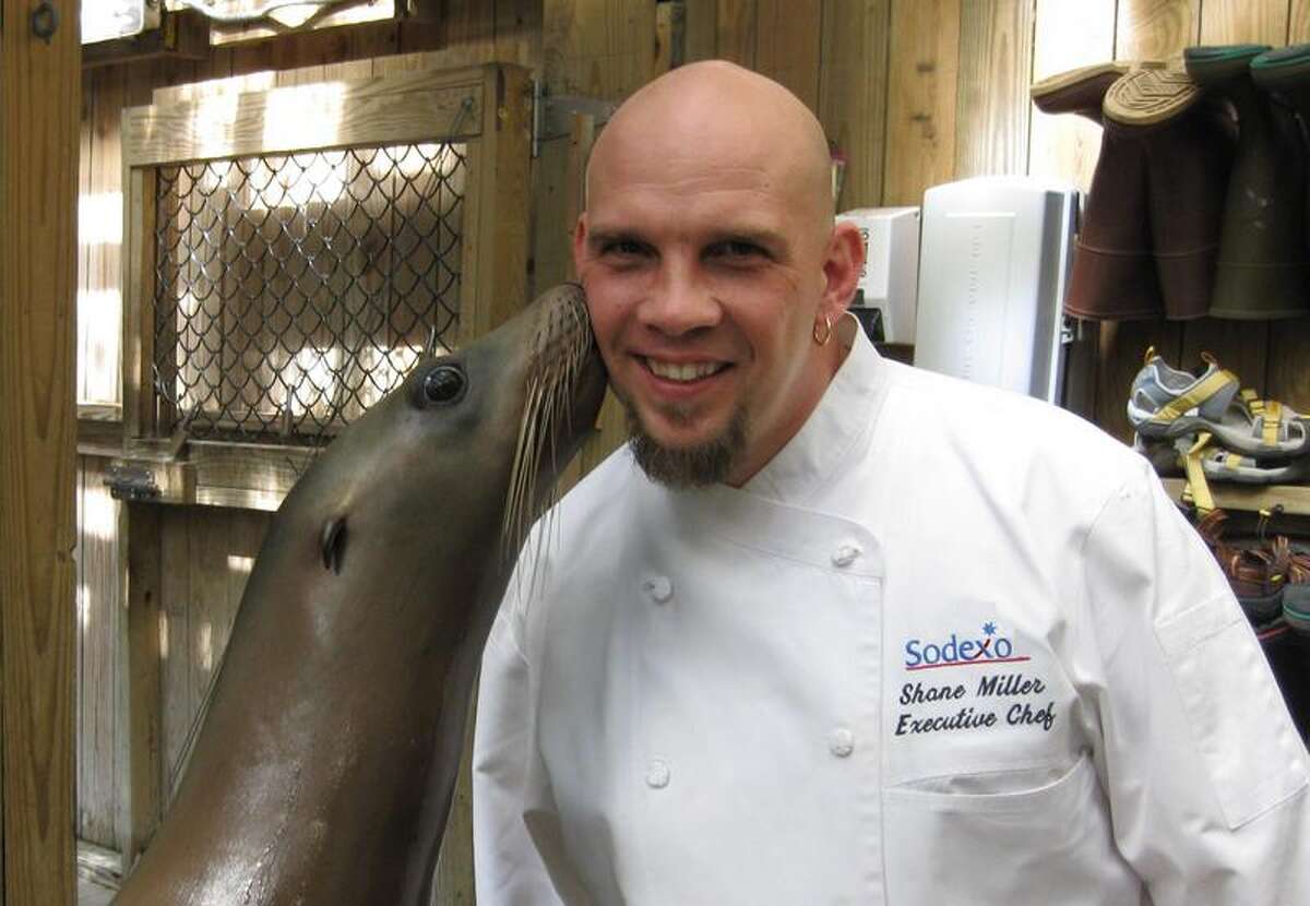 'Cake Boss' gives Third Ward bakery valuable advice on TLC episode