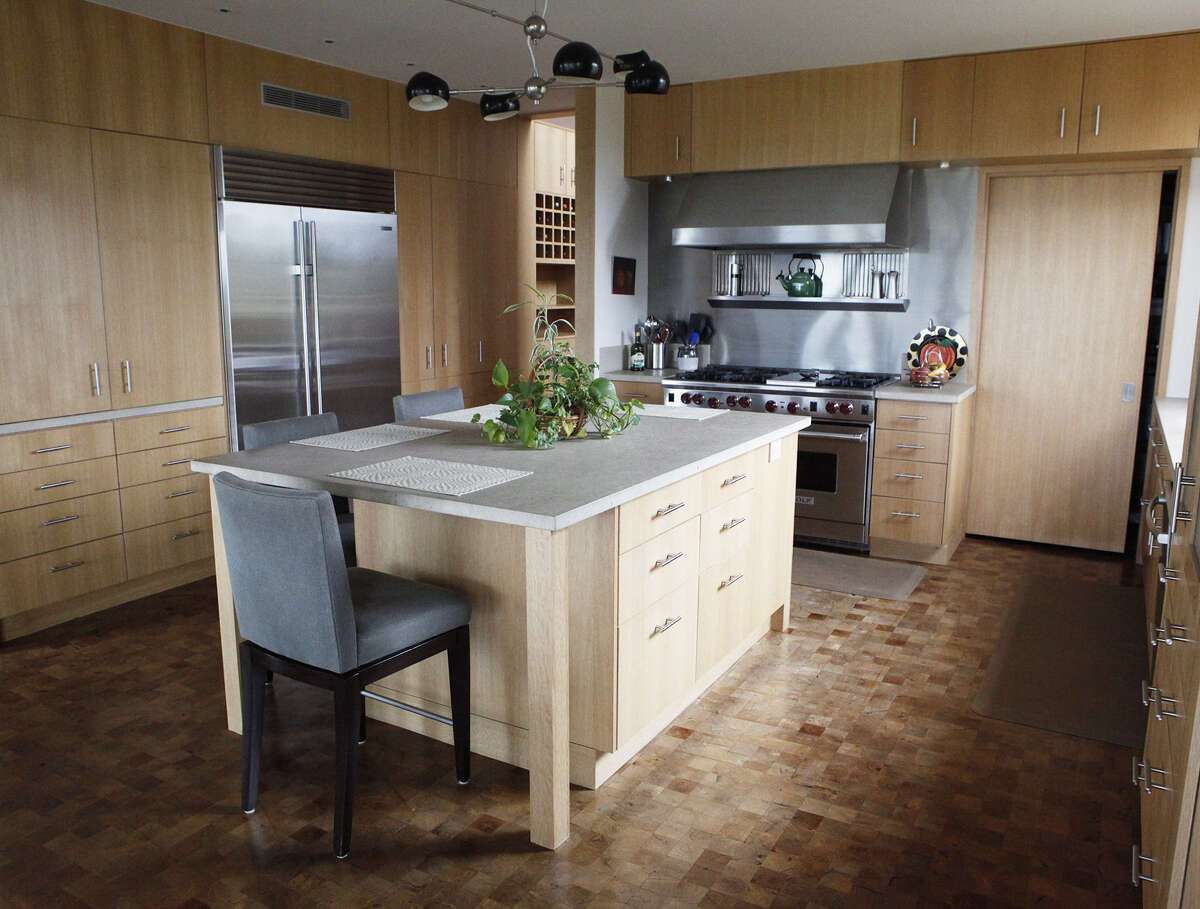 Spaces: Leon Springs house on a hill is airy, eco-friendly