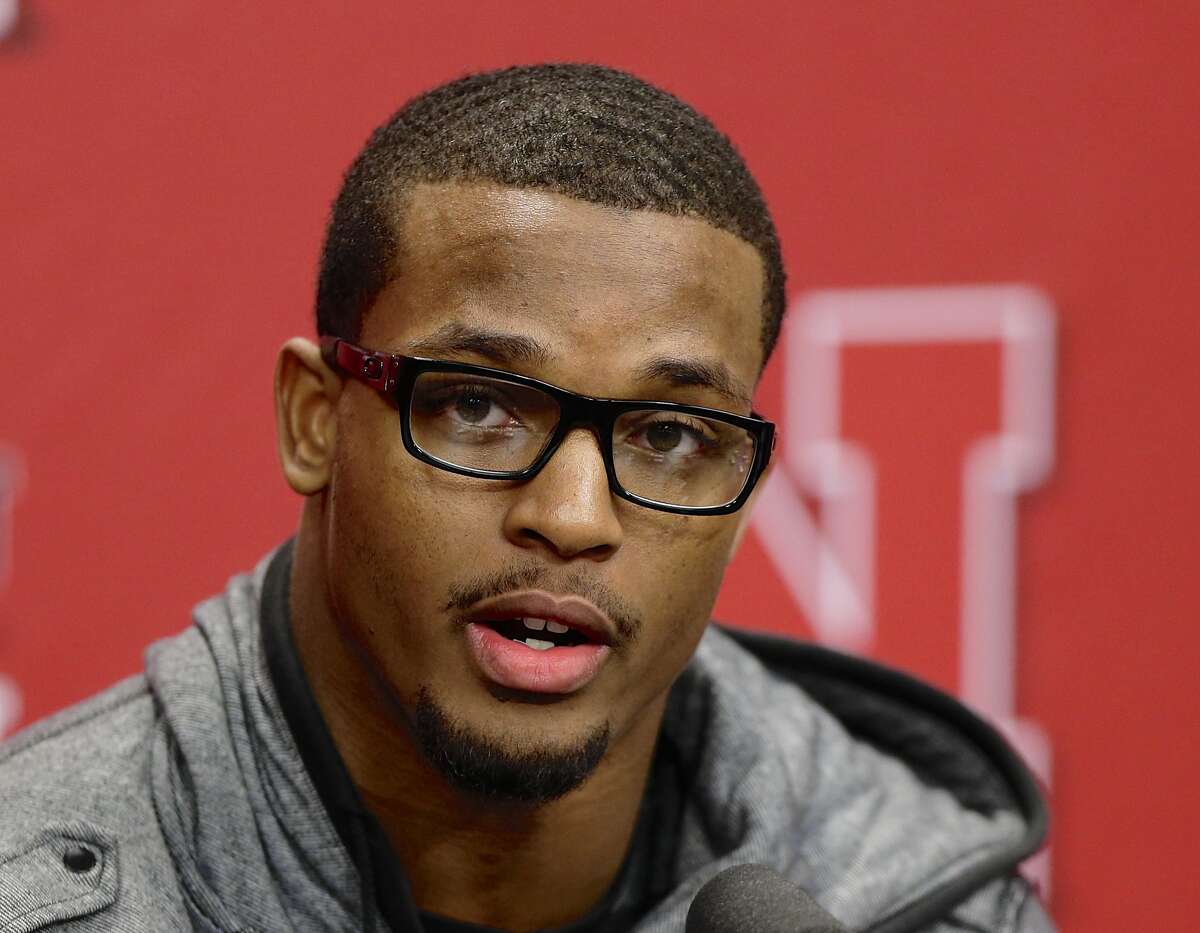 Sports names: Adam Silver, Ameer Abdullah