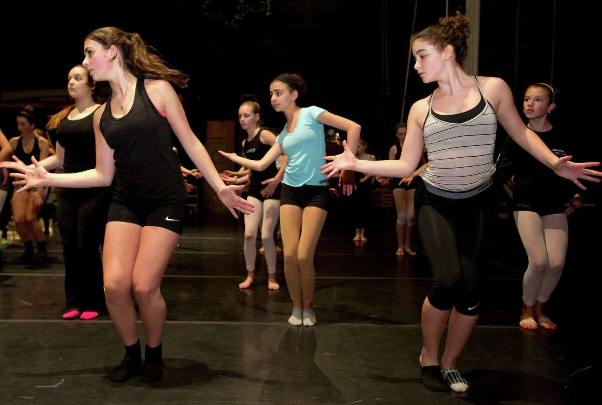DanceFest students learn new moves