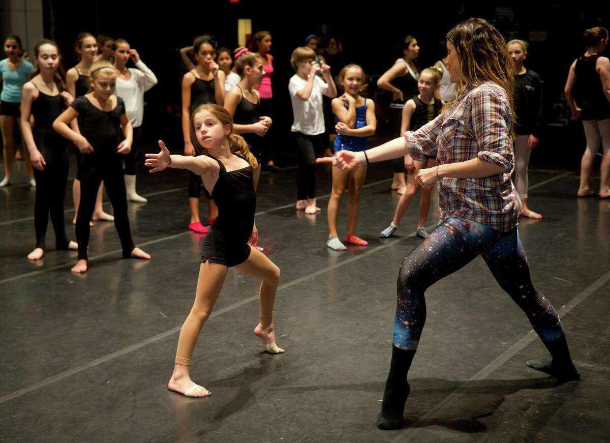 DanceFest students learn new moves