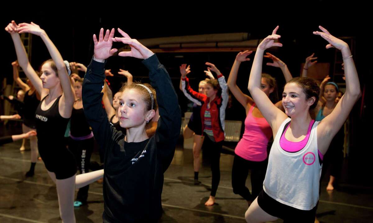 DanceFest students learn new moves