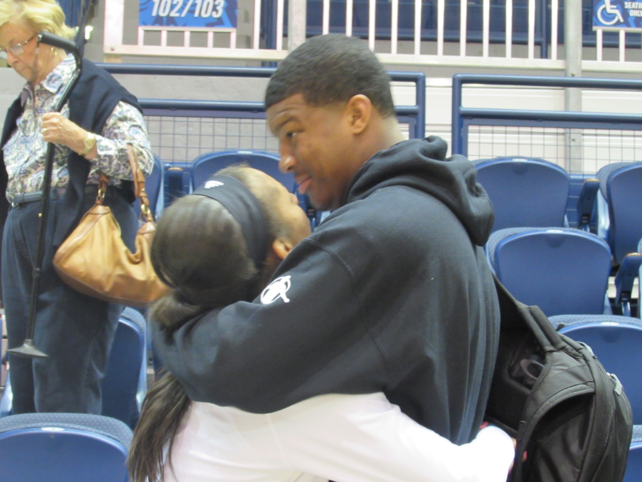 Heisman winner Winston sees Rice rally past Marshall