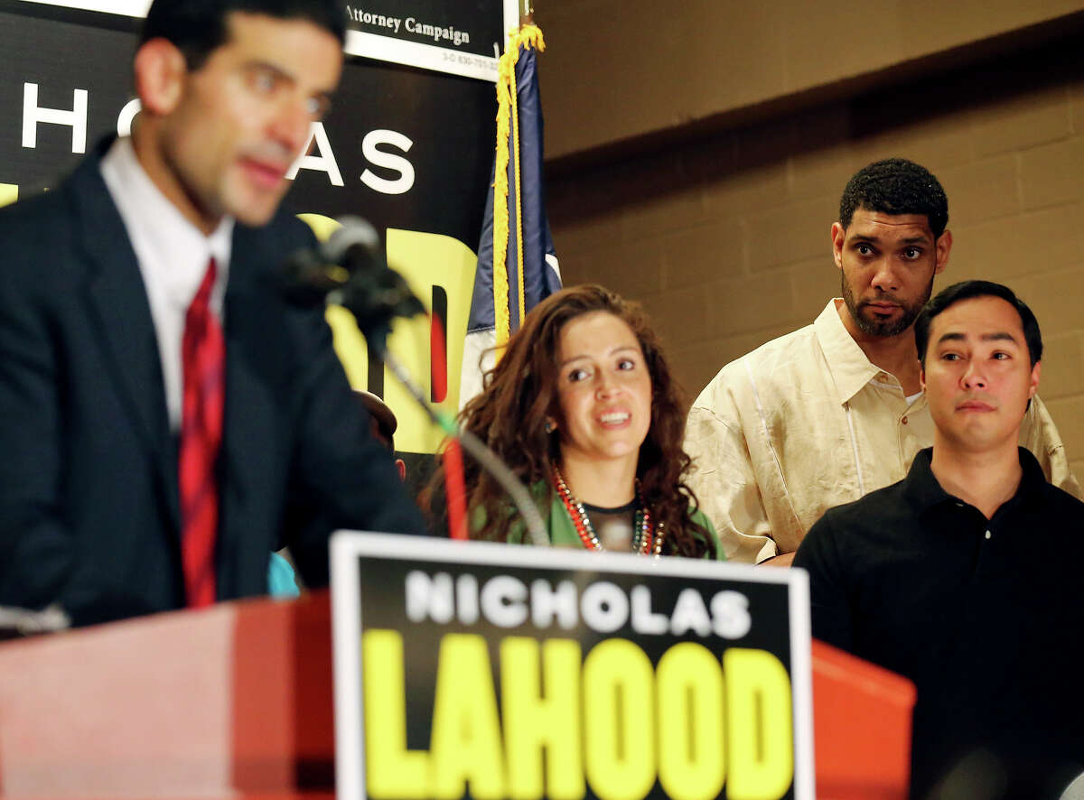 LaHood campaign opens with theme of faith, family