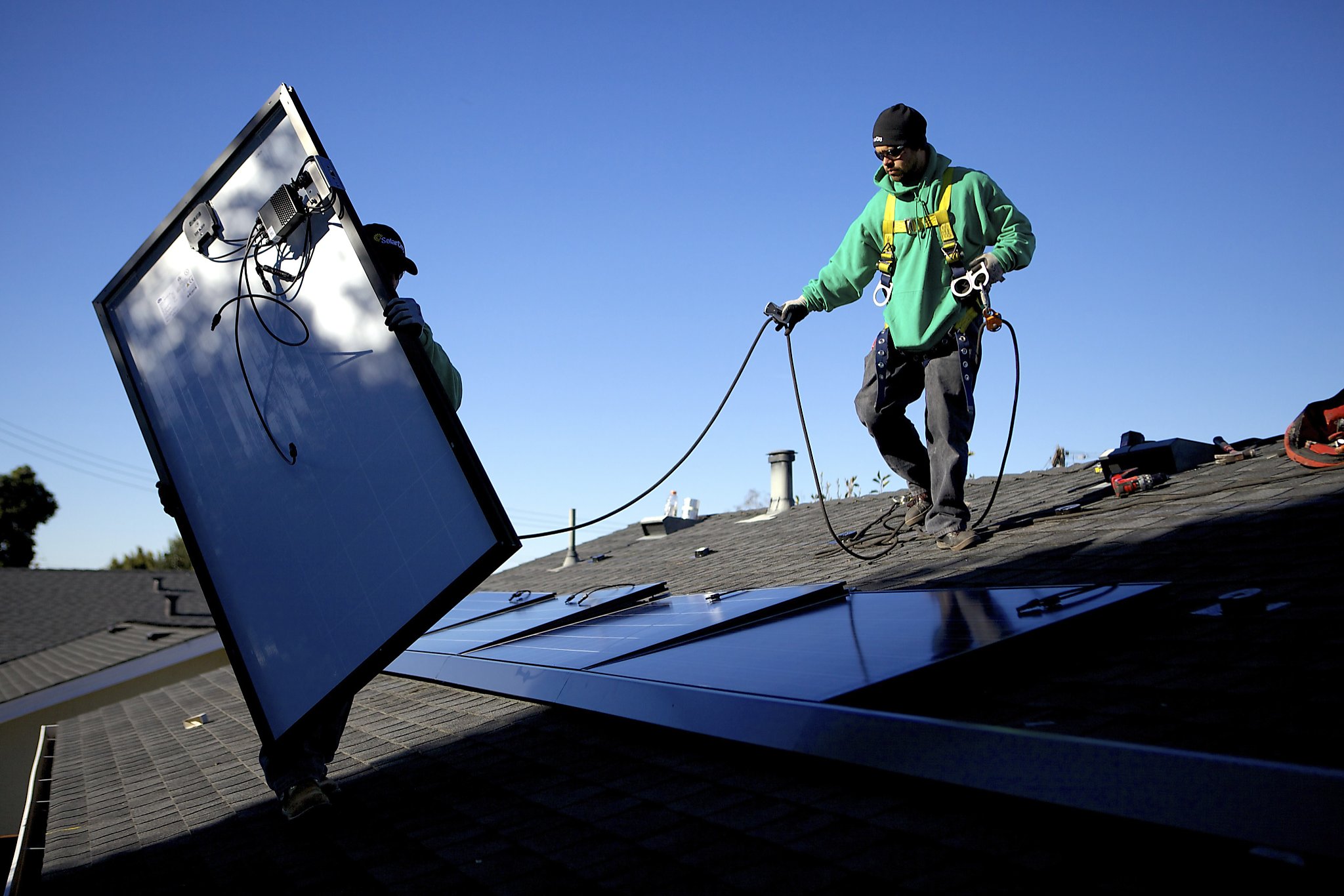 California regulators must extend solar energy incentives