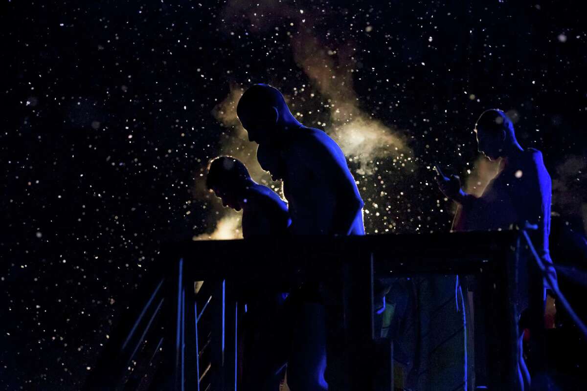 Surprising photos from Russian Orthodox Epiphany plunges