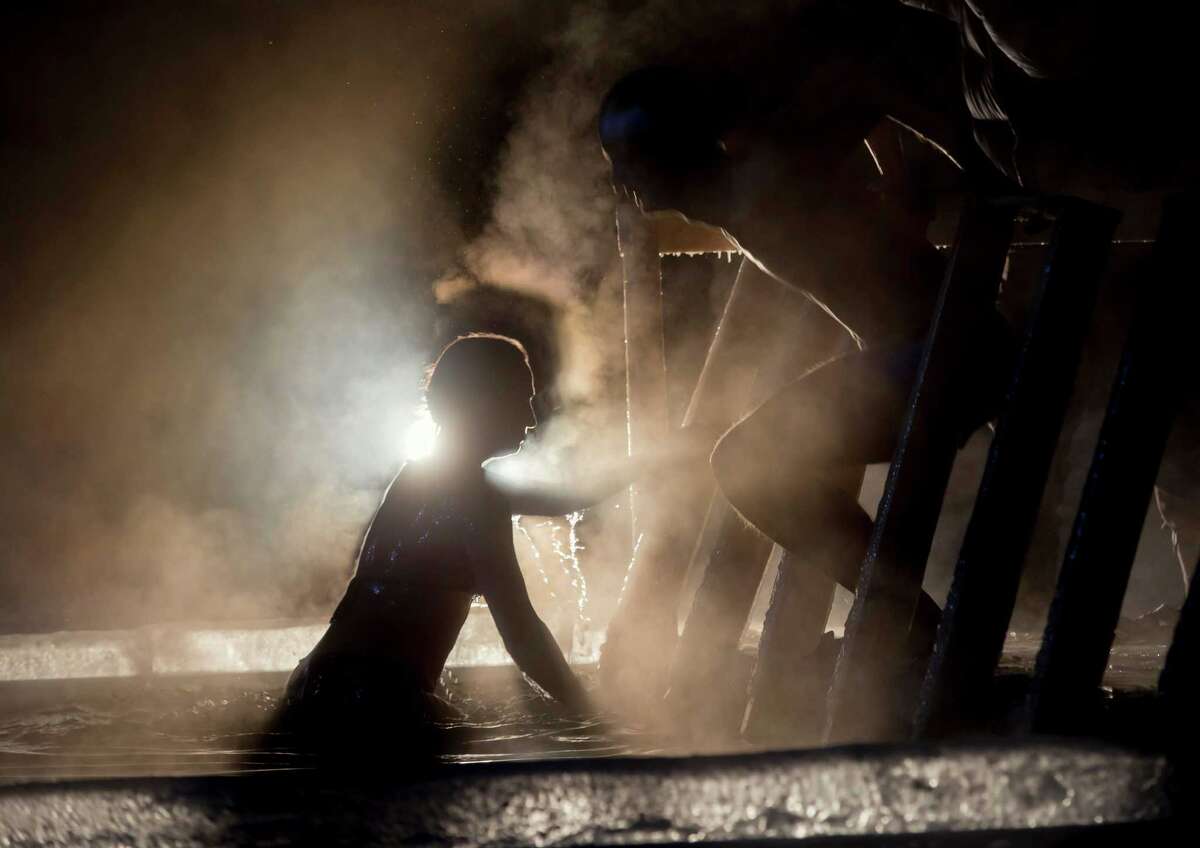 Surprising photos from Russian Orthodox Epiphany plunges