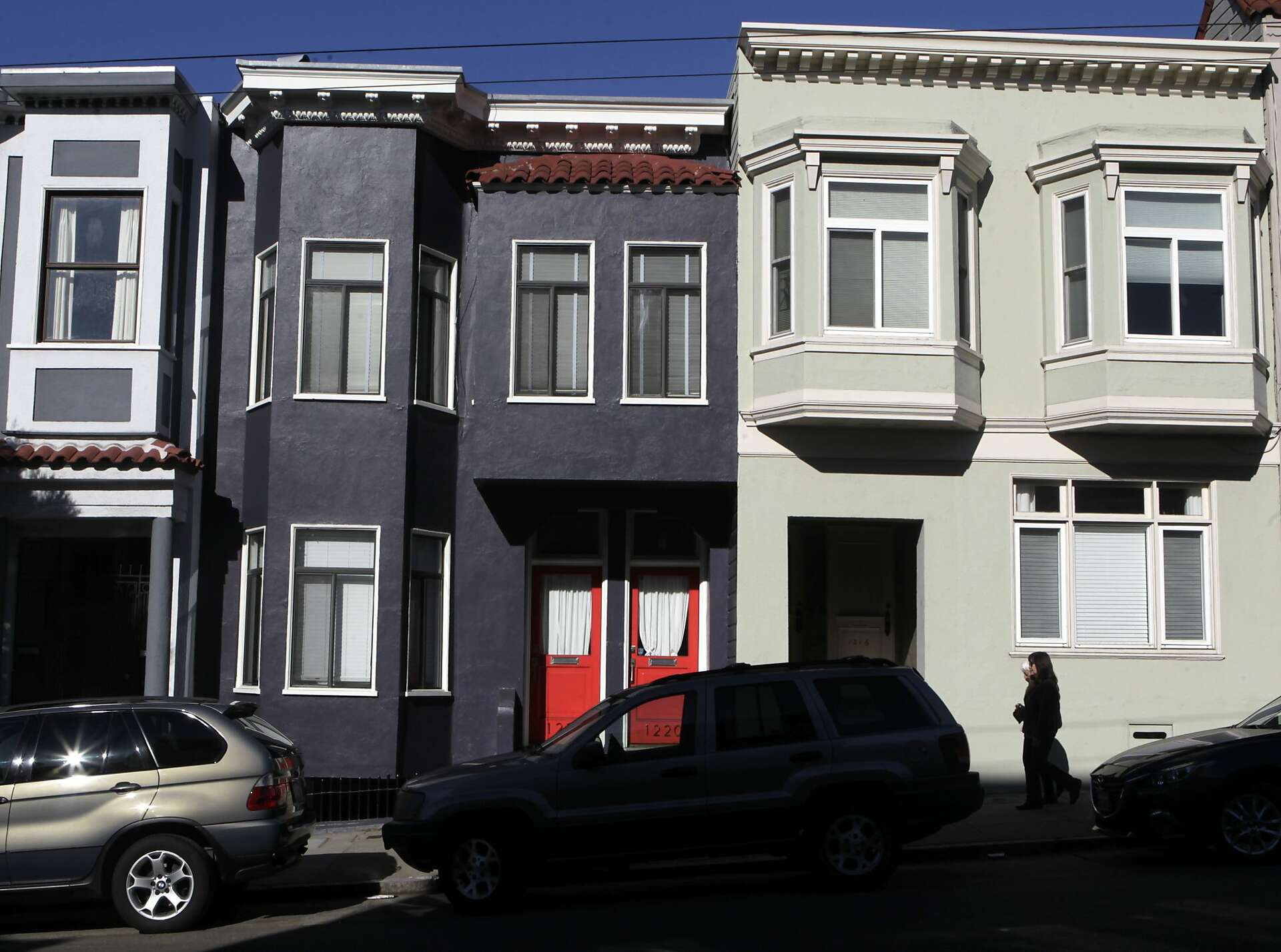 S.F. architecture shifts to darker tone