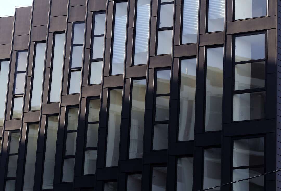 S.F. architecture shifts to darker tone