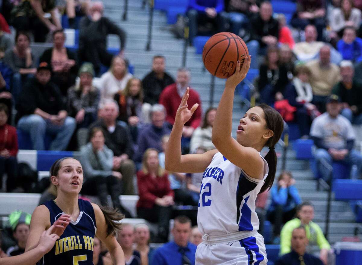 Rowland's hot shooting powers Shaker to a win