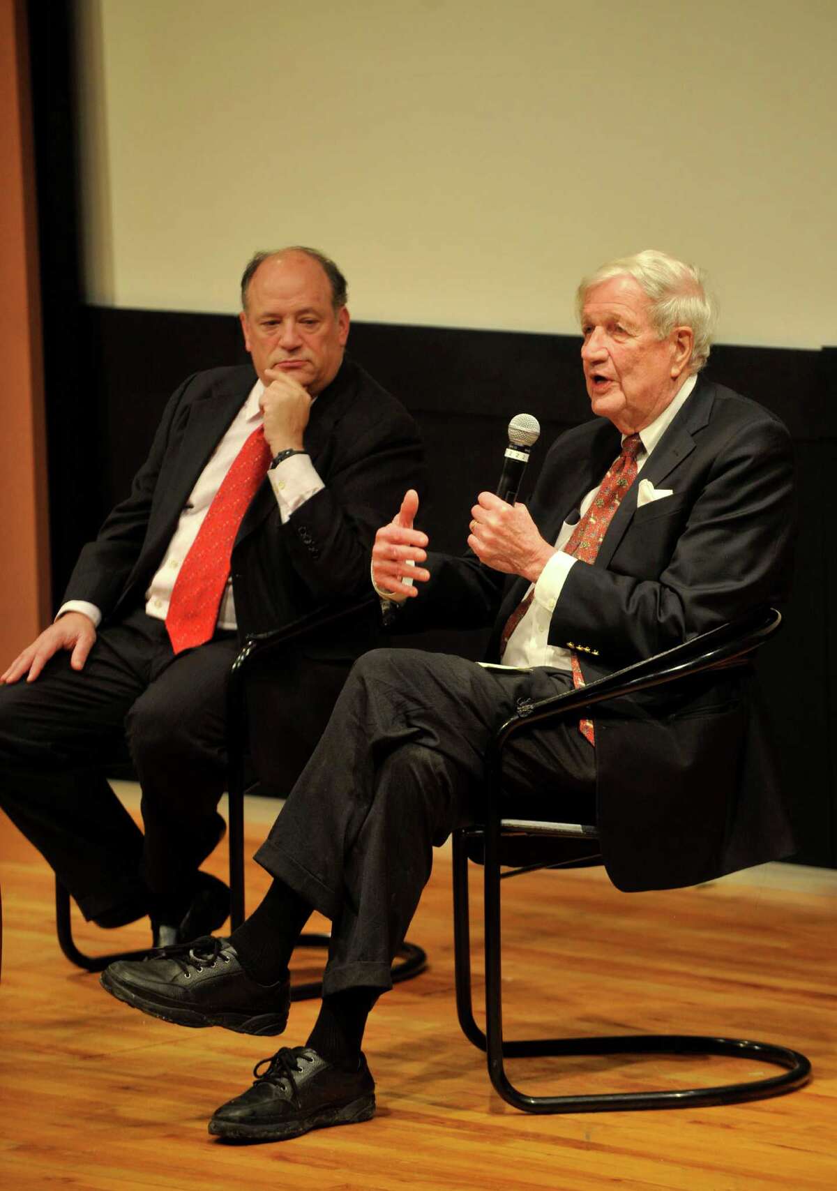 Murphy takes on question of Iran sanctions