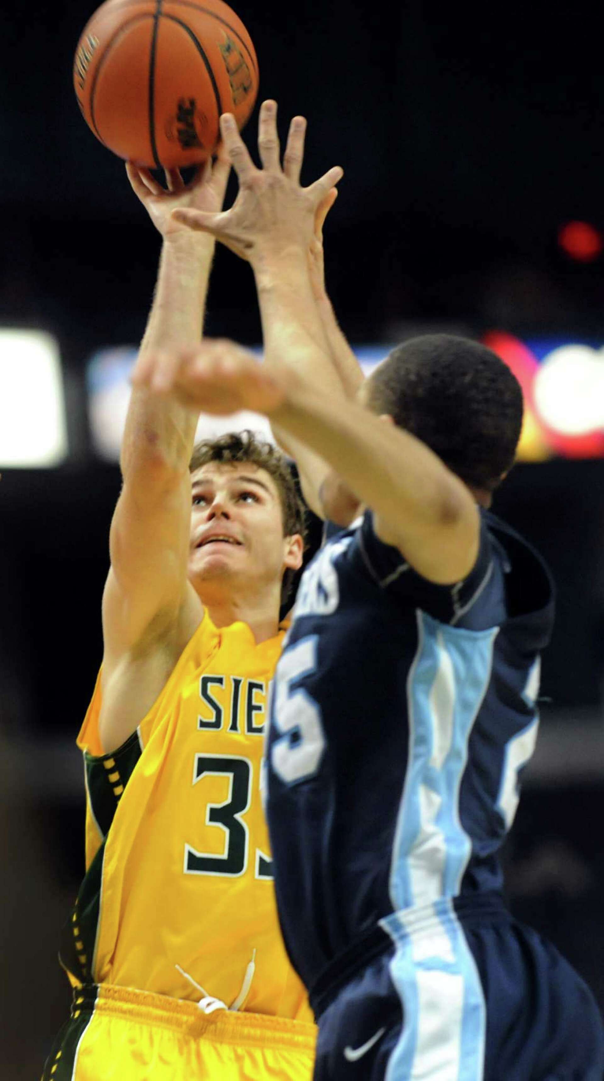 Poole, Saints dominate