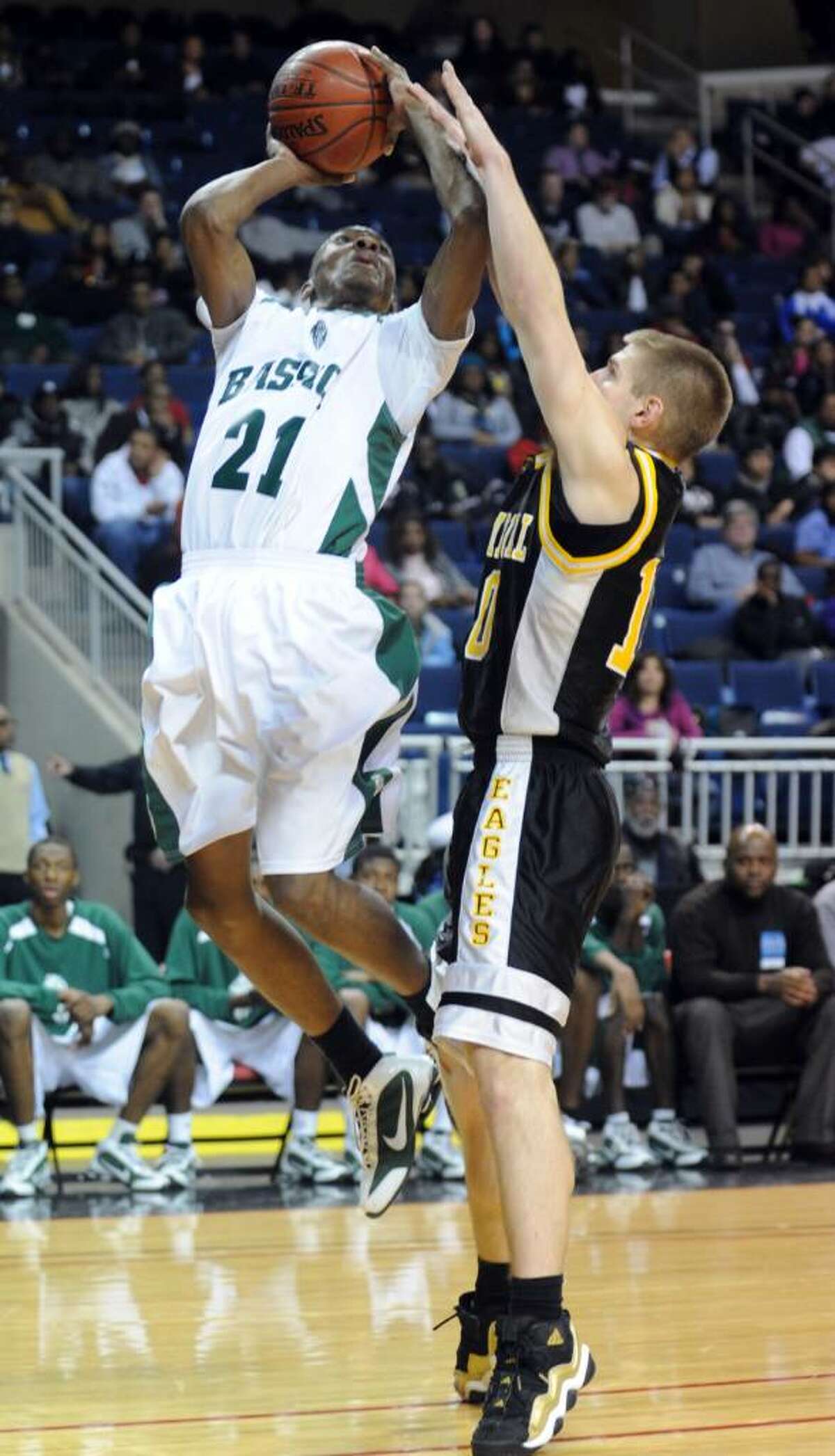 Trumbull tips Bassick in overtime in Bridgeport Basketball Classic